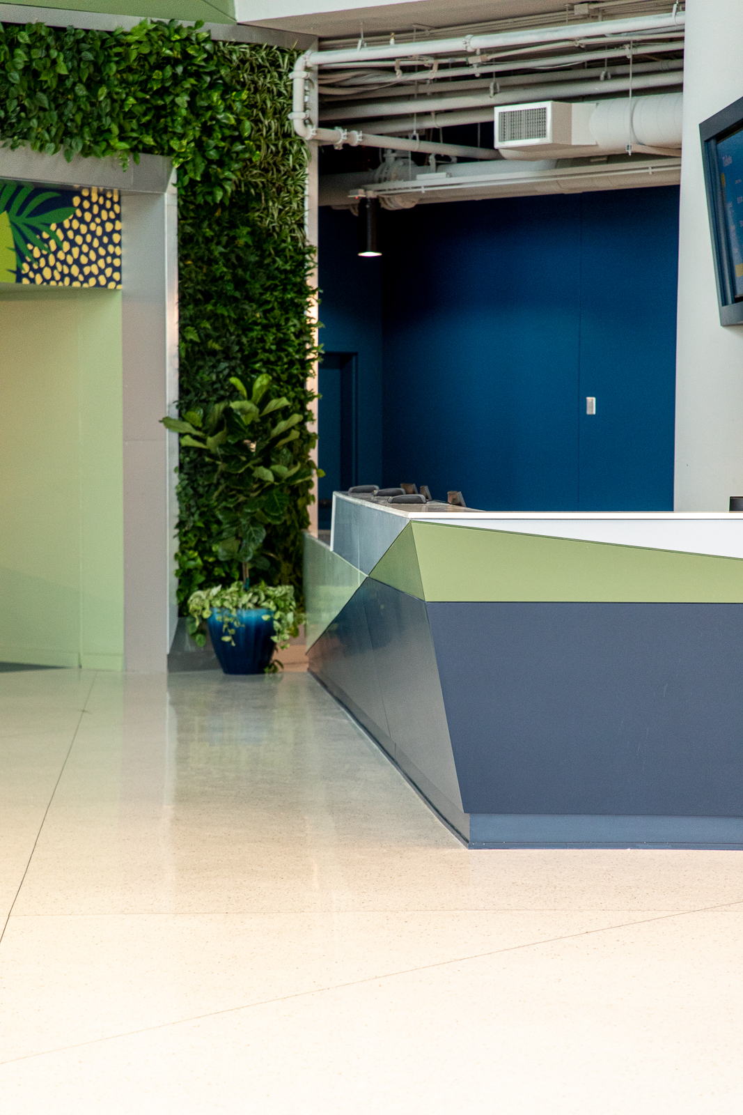 Gator's Desk Designs - Gator Millworks