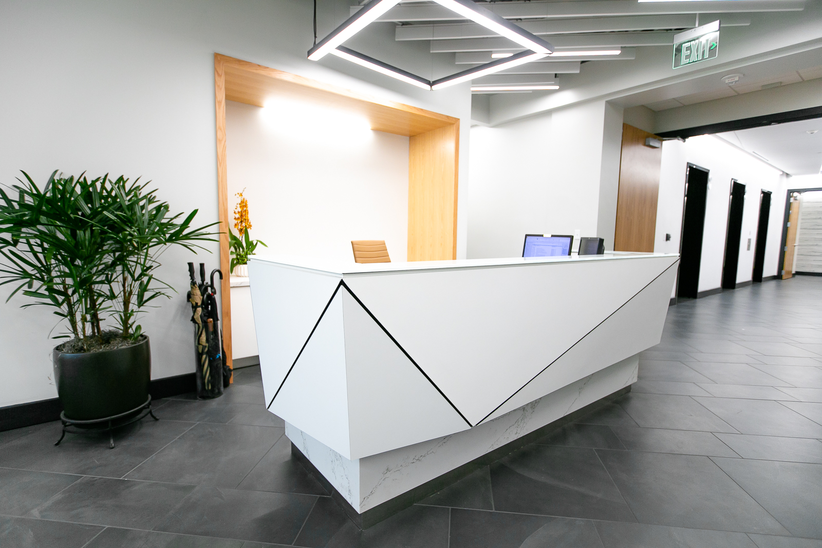 Gator's Desk Designs - Gator Millworks